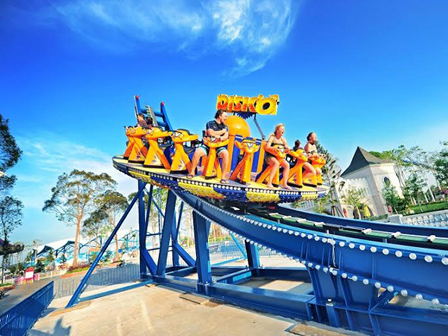 Trúng xe Camry với thẻ Vingroup Card