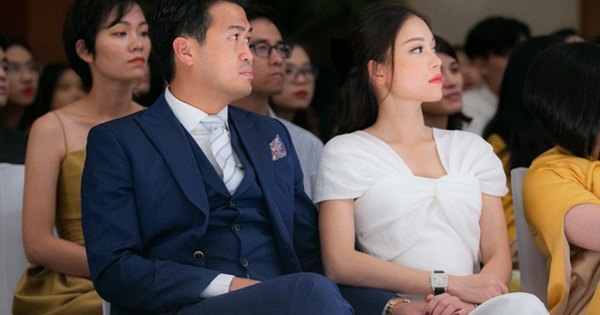 Linh Rin nắm chặt tay Phillip Nguyễn, mang trang sức tiền tỷ tại sự kiện